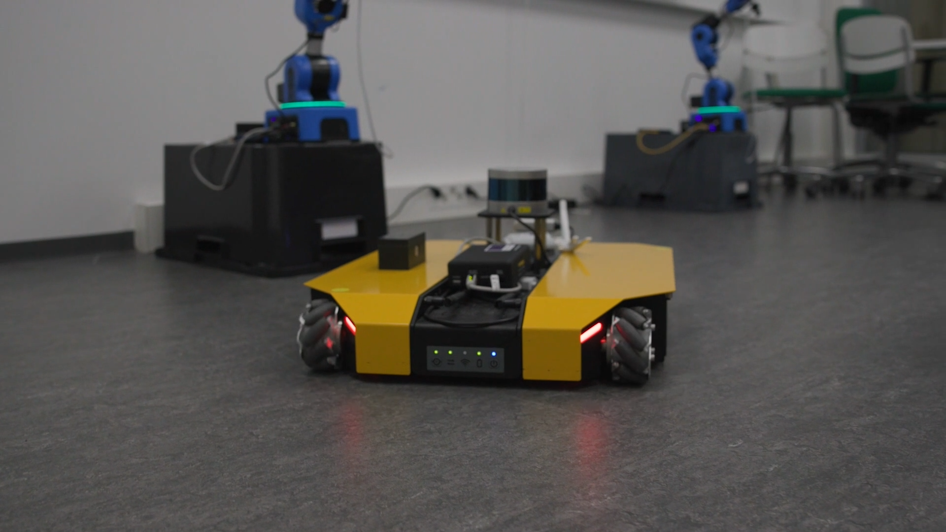 5G-Enabled Smart Factory Environment: Seamless Collaboration with Arm ...